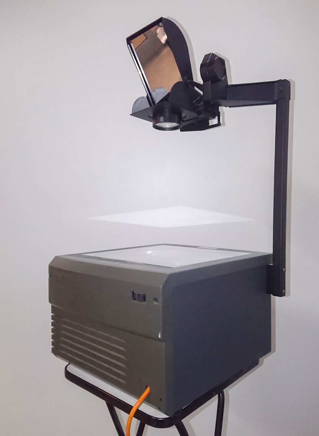 Der gute alte Polylux ⋆ Besetzen sowieso!